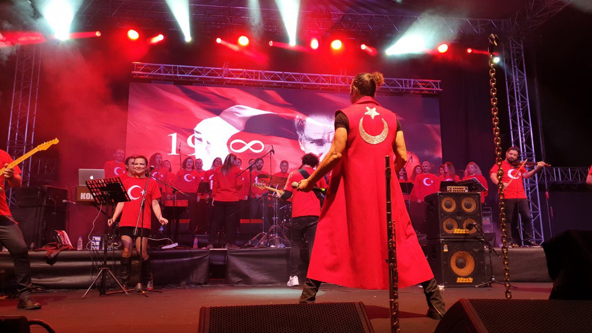 Ünlü sanatçı Kıraç geliyor - Edirne Yenigün