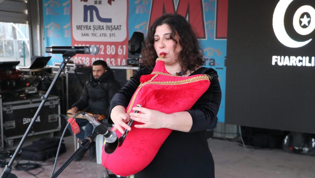 Tulumcu Filiz, festivallerin aranan ismi oldu - Edirne Yenigün